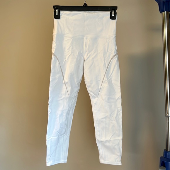 ALO Yoga | Pants & Jumpsuits | Alo Yoga White Mesh High Waist Capri ...